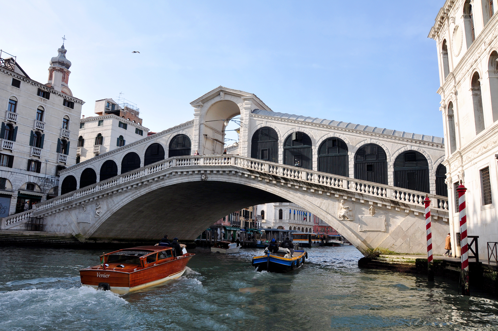 Venise entre ponts et canaux. | Viens, on s'arrache!